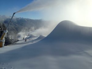 The "Kings" In Snowmaking The Largest Systems in US & Canada