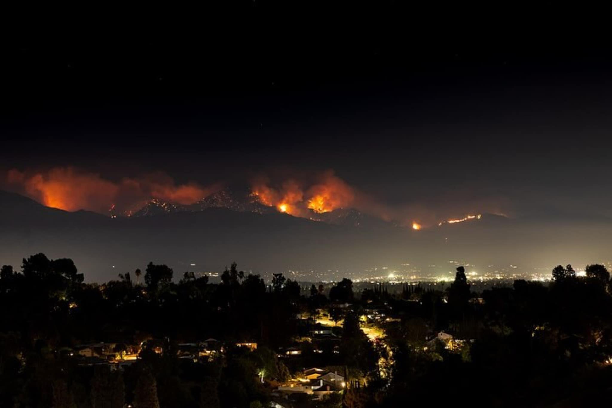 Five Ski Resorts In Path of Fires in California & Nevada