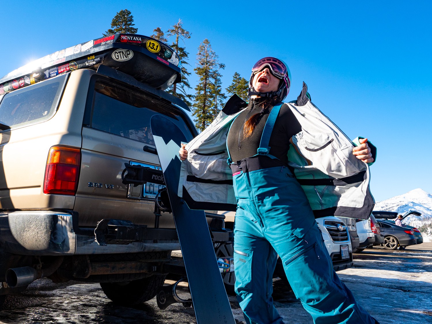 Trew Capow Bib Review – Batman Would Want These Snow Pants